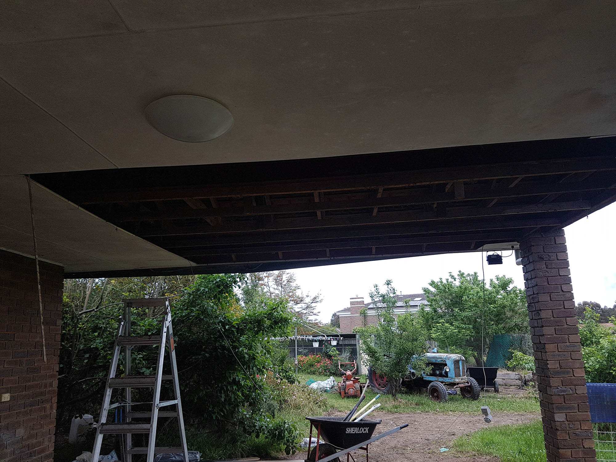 Carport Ceiling - Asbestos Gone and Clean Pty. Ltd.